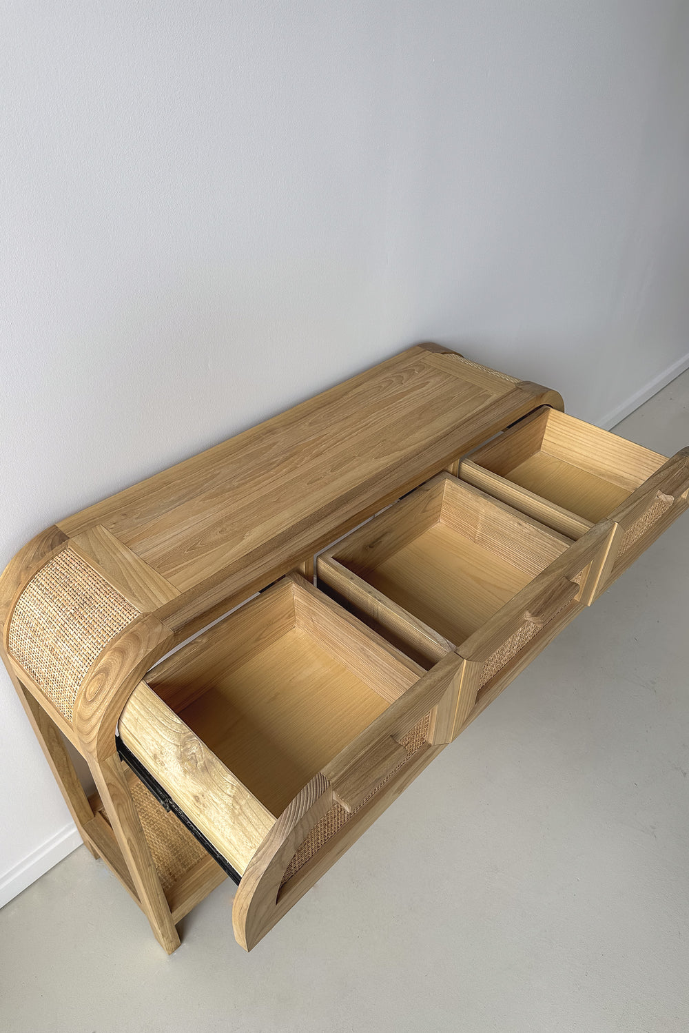 Escape Console | Pre Order for Dec – Pip and Orange